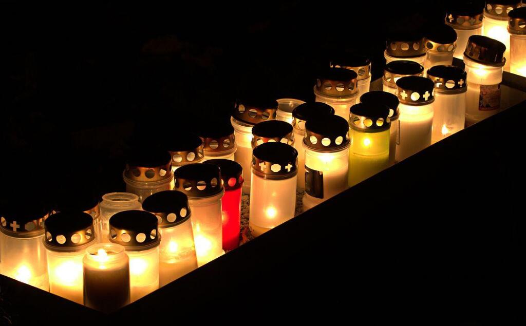 News - What do you know about sacrificial candles？